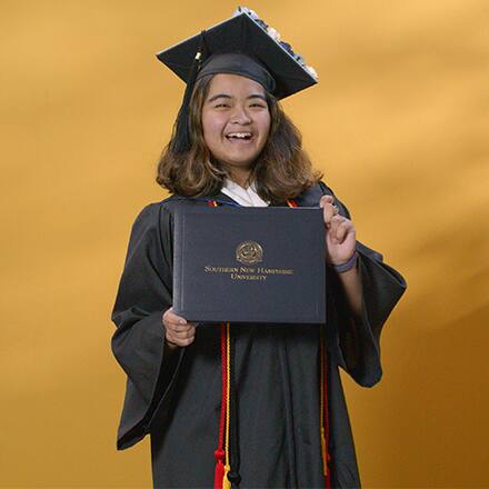 What Can You Do With a Communication Degree? | SNHU