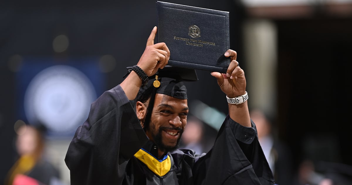 Celebrating SNHU's Fall 2023 Graduates