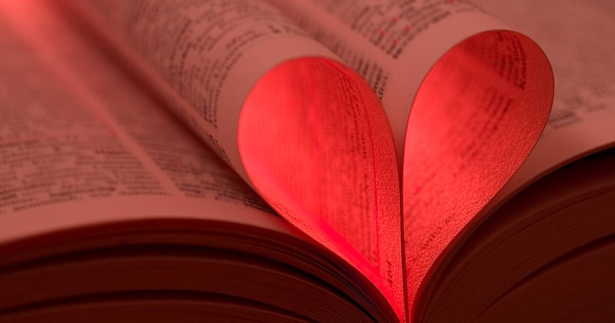 5 Major Misconceptions About the Romance Genre | SNHU