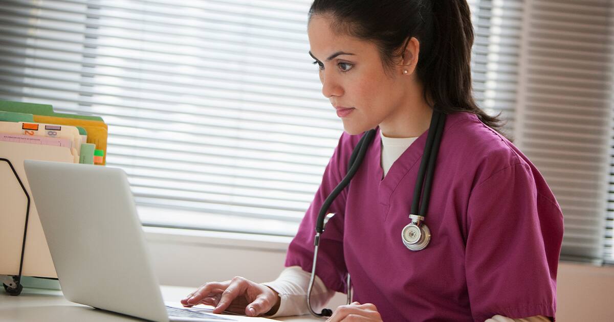 How to Become a Nurse Practitioner | SNHU