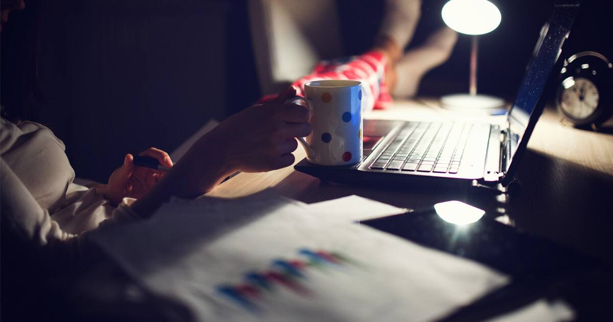 3 Tips on How to Balance School and Work